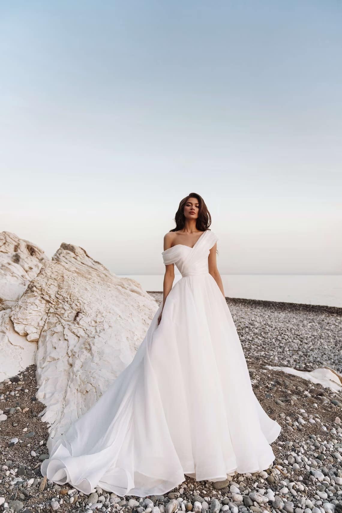 Wedding dress to hide belly and arms | Beachweddingtips.com