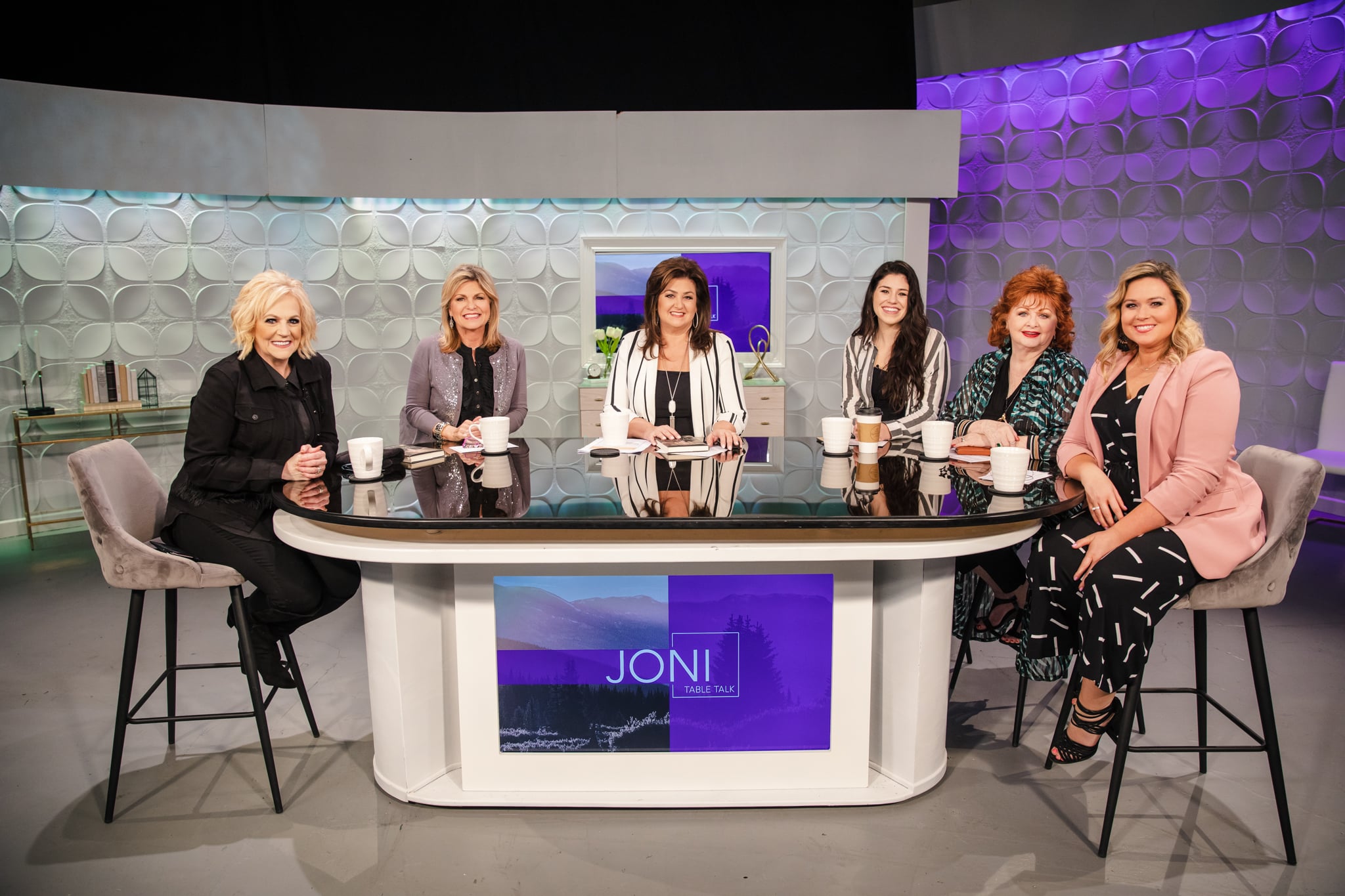 Joni Lamb's Age, Height, and Bio: Everything You Need to Know - GigWise