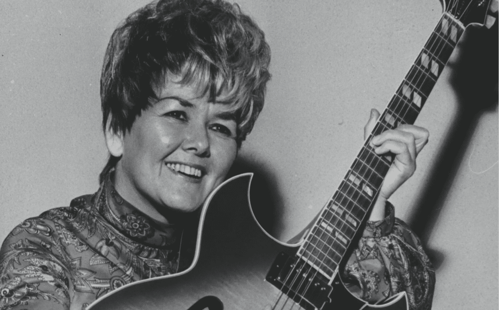 31 Iconic Female Country Singers of the 1950s - GigWise