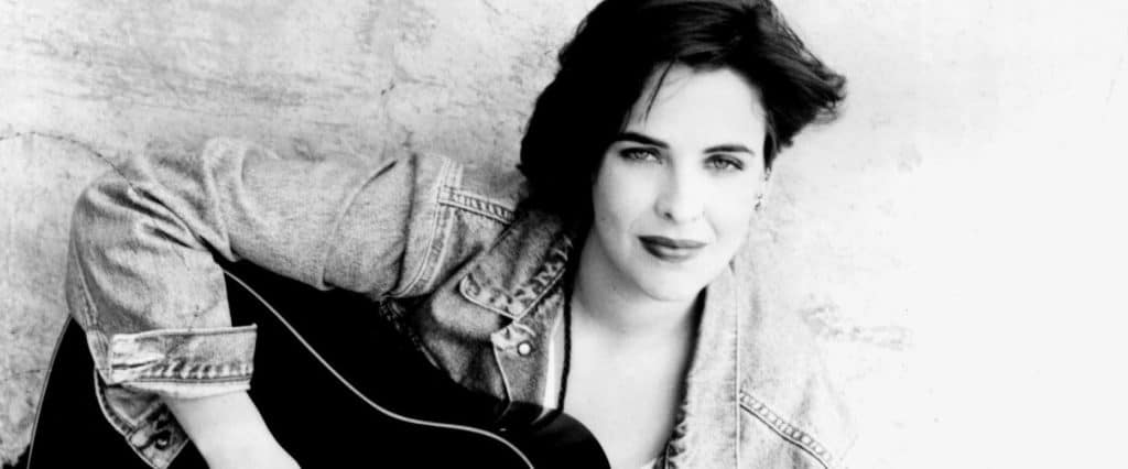 30 Legendary Female Singers of 60s Folk Music - GigWise