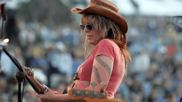 20 Female Singers with Deep Raspy Voices - GigWise