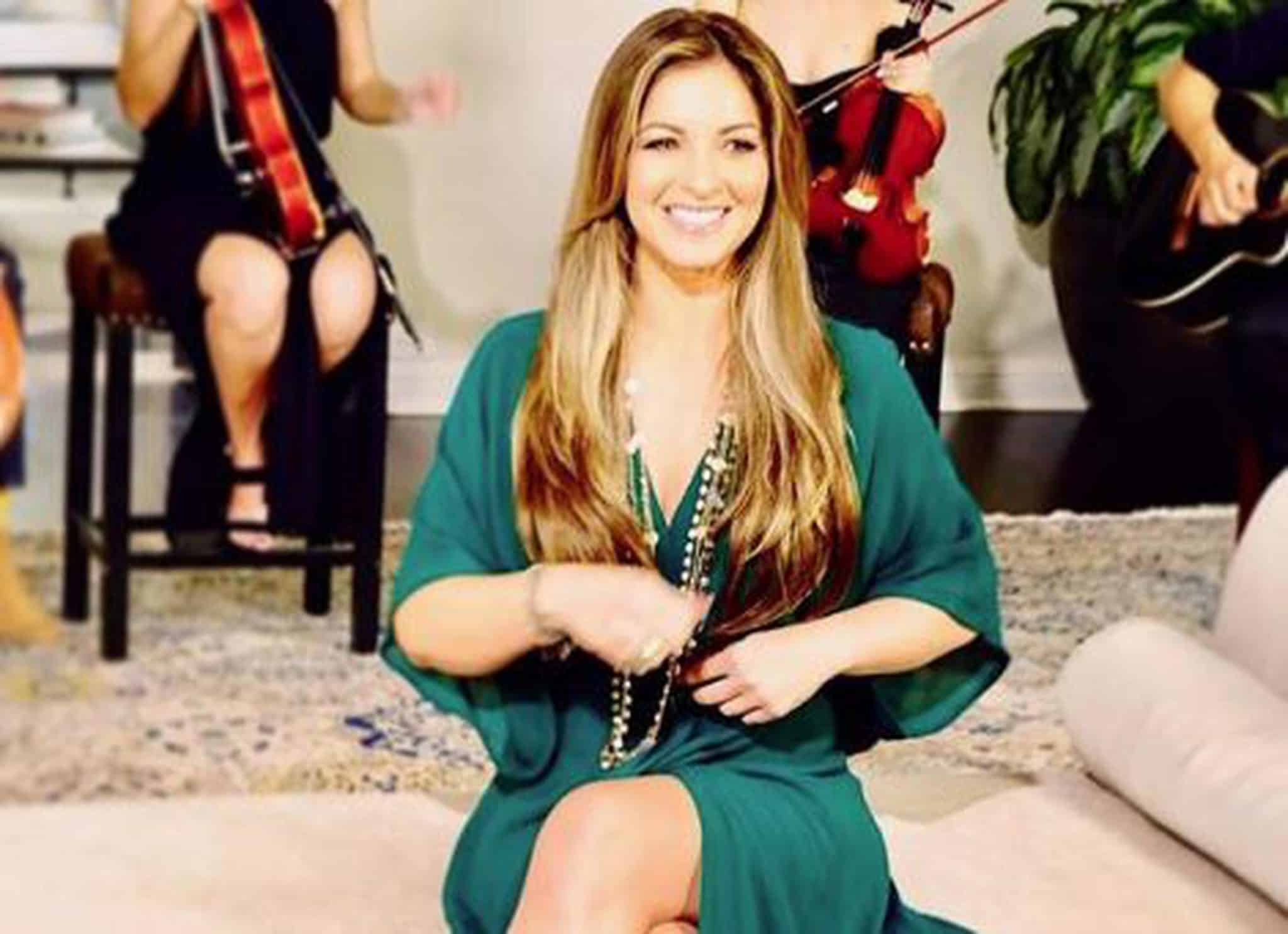 23 Breathtaking Puerto Rican Female Singers - GigWise