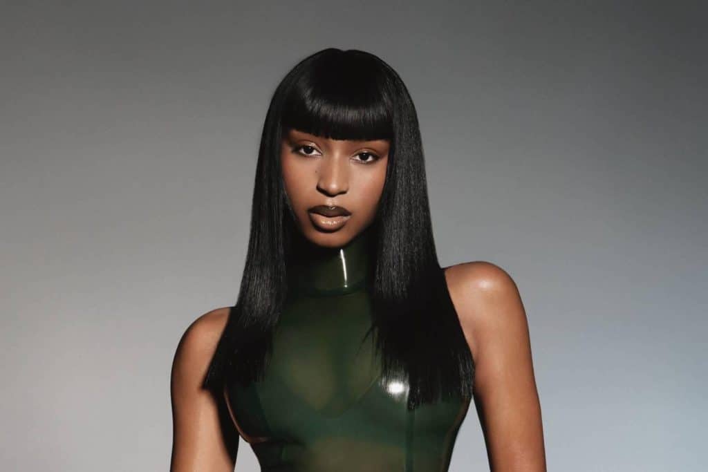 Top 35 Young Female Pop Singers Shaping the Music Scene - GigWise