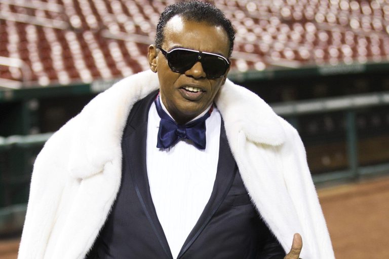 Icons of Soul: 35 Black Male Singers Who Defined a Generation - GigWise