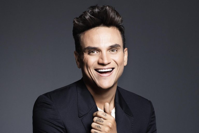 20 Male Colombian Singers Who are Shaping Contemporary Music - GigWise