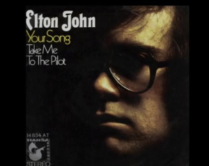 21 Easy Love Songs to Sing for Beginners - GigWise