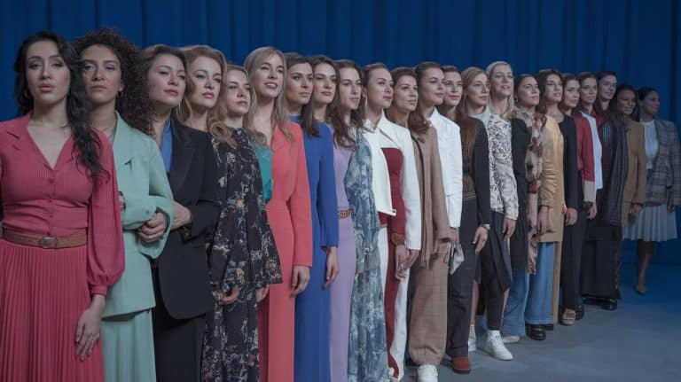 23 Breathtaking Puerto Rican Female Singers - GigWise