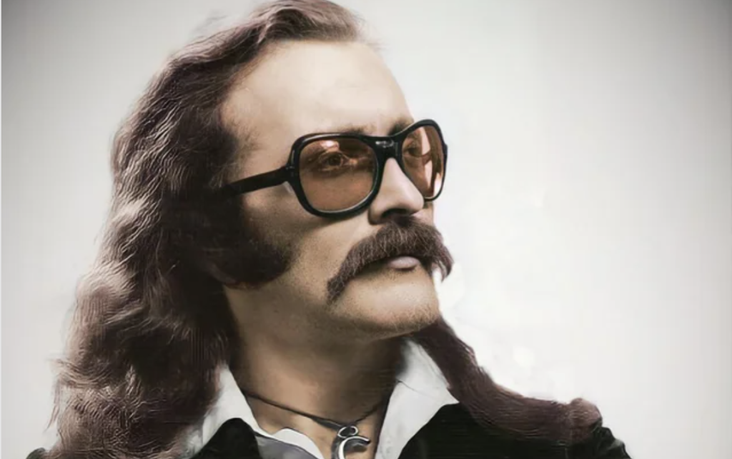 47 Iconic Turkish Singers You Should Know - GigWise