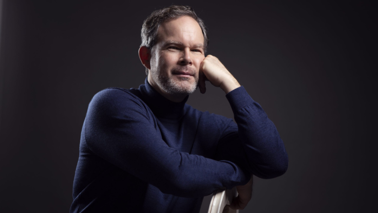 Top 25 Renowned Baritone Singers of All Time - GigWise