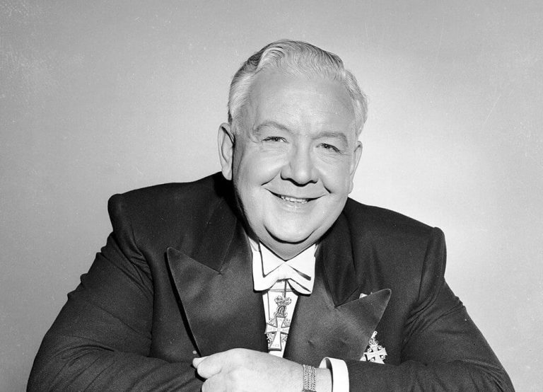 31 Iconic Male Opera Singers You Should Know - GigWise