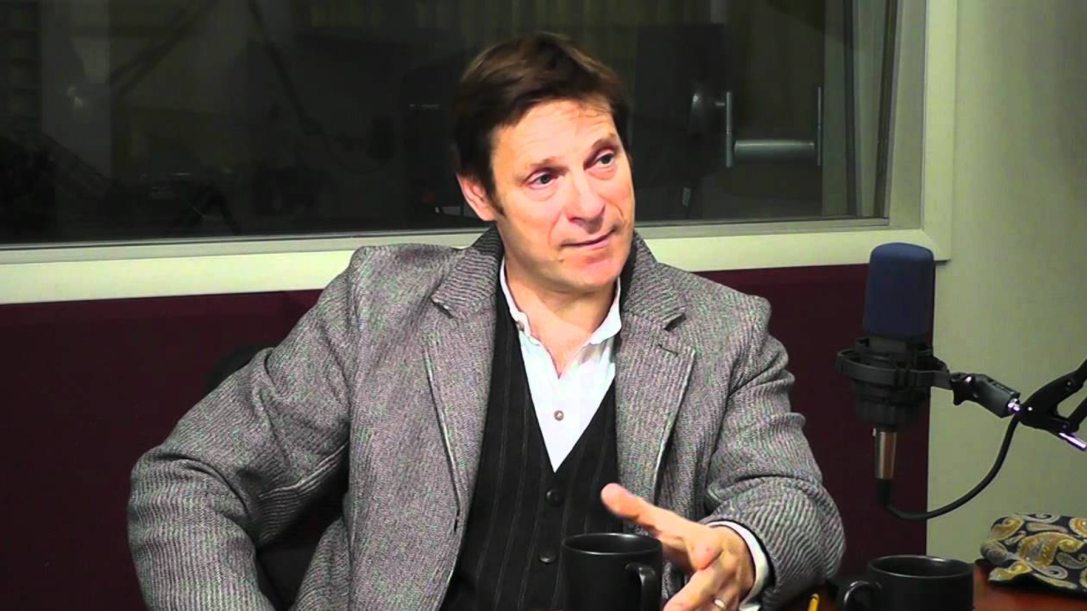 Top 25 Renowned Baritone Singers of All Time - GigWise