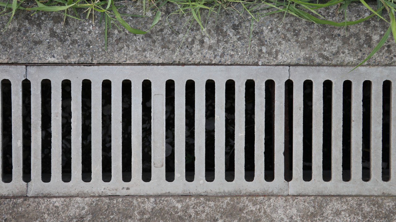 7 Common Materials Used in Stormwater Drainage Grates and Their ...
