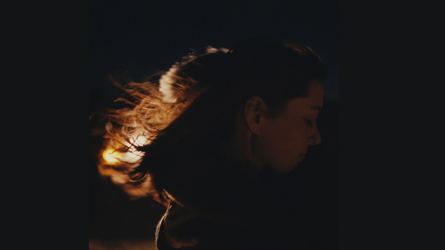 Soft Romantic Song Ceilings Lyrics by Lizzy Mcalpine - GigWise