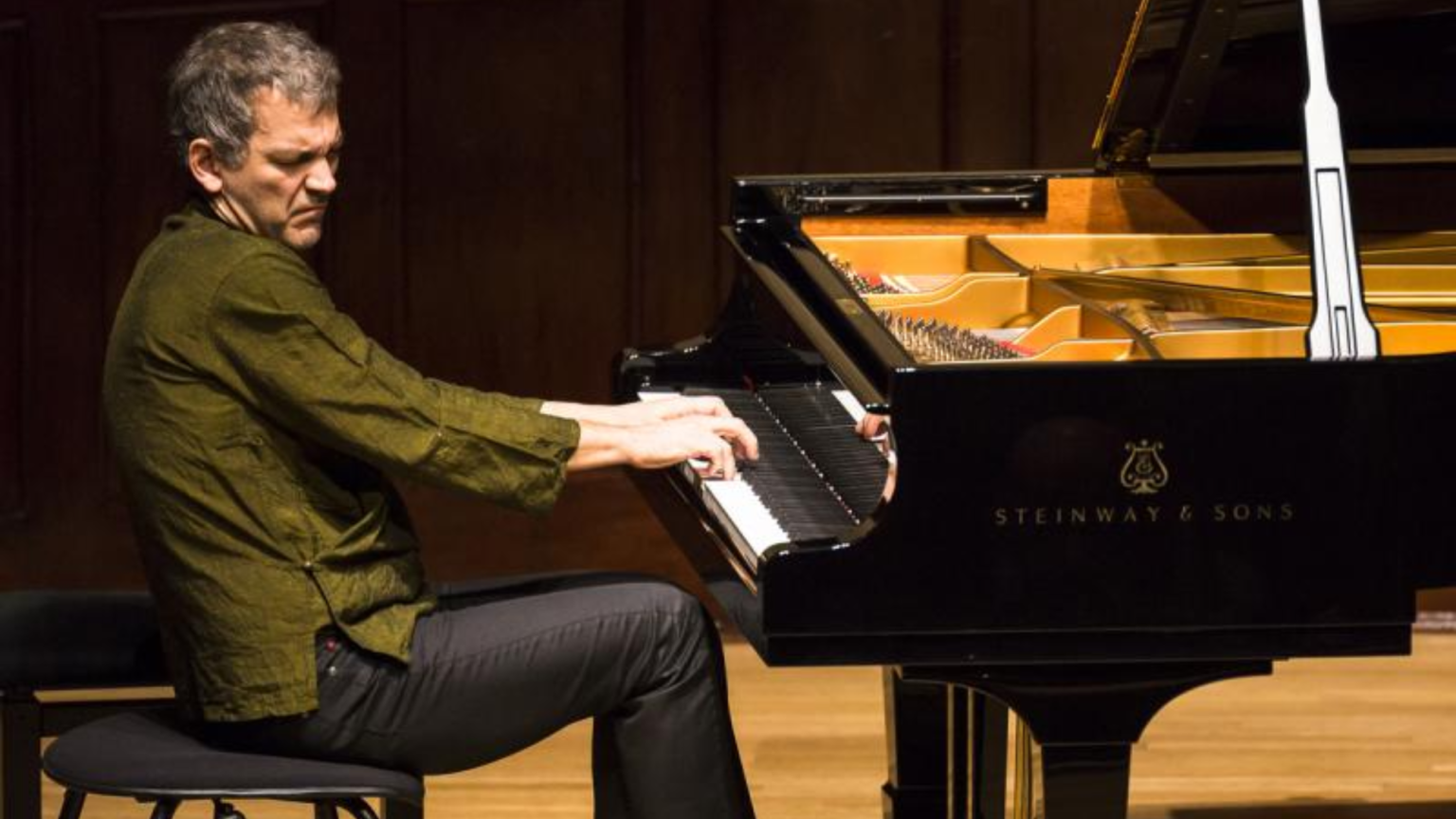 33 Famous Piano Players of the 21st Century - GigWise