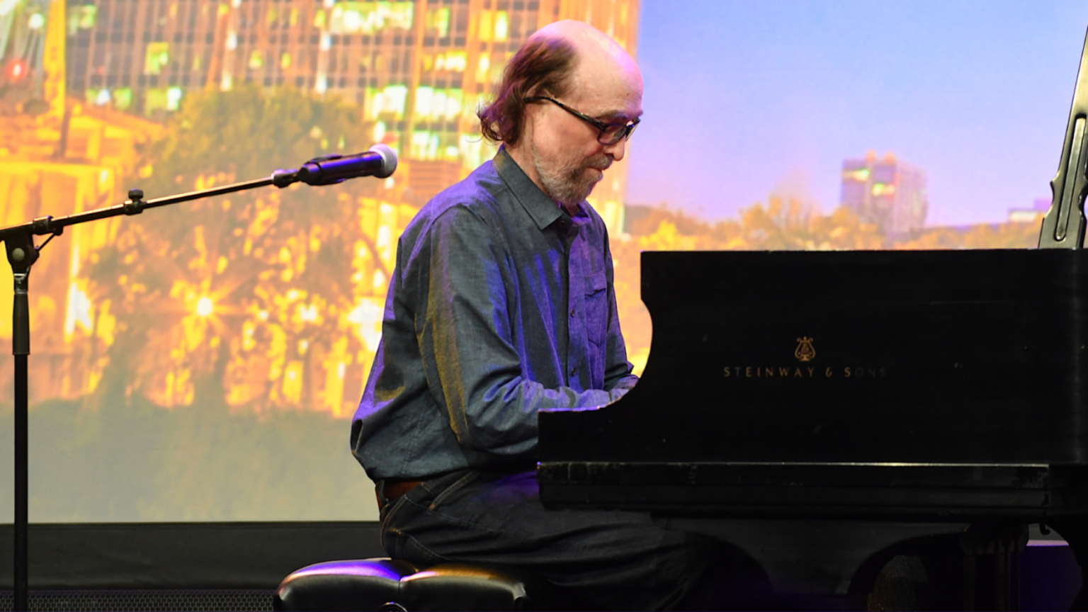 33 Famous Piano Players of the 21st Century - GigWise