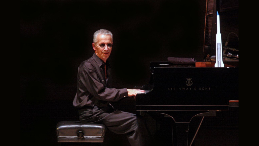 33 Famous Piano Players of the 21st Century - GigWise