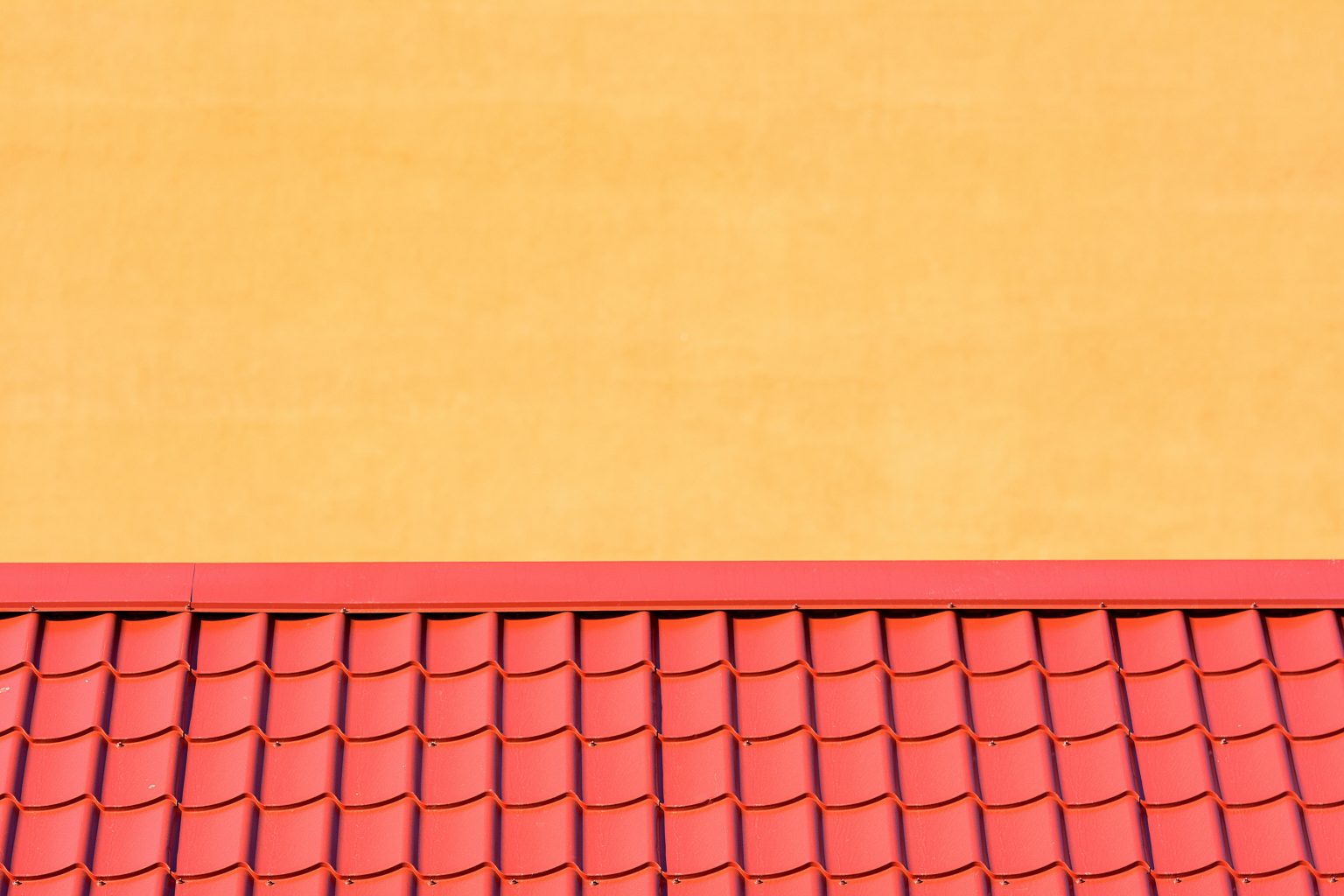 10 Elegant Roof Tile Designs for Outdoor Areas - GigWise